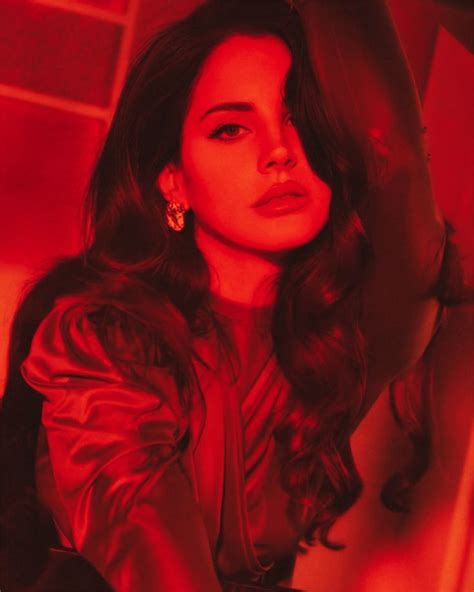 Lana Del Rey Aesthetics Red Aesthetic Couple Aesthetic Aesthetic