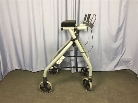 Freedom Bro212ah Heavy Duty Gutter Forearm Rollator W Handbrakes