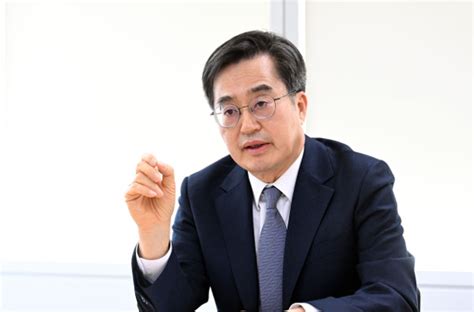 경제대연정 필요 불공정·불균형 넘어 기회의 경제 만들자”