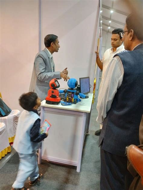 waseem bader on linkedin educationalrobot scholarship founders