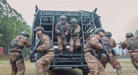武警機動總隊，組建了2個直升機支隊，到底裝備了哪些型號？ 資訊咖