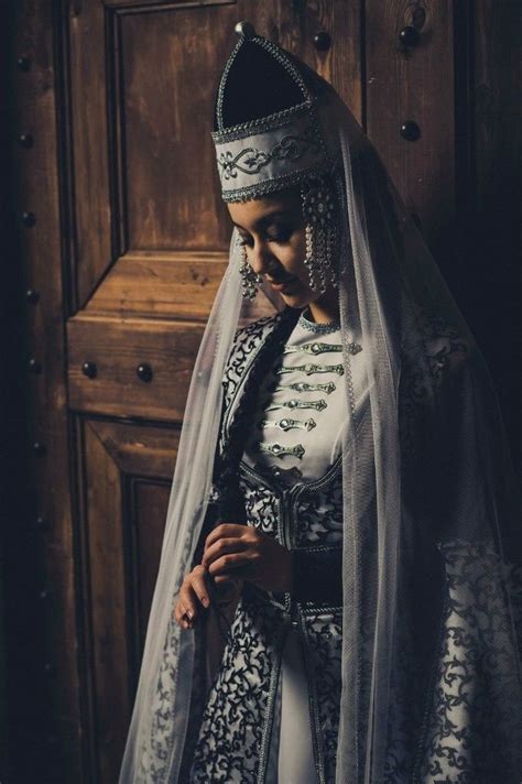 Folk Costumes Page 20 Kadın Kızlar Kaftanlar