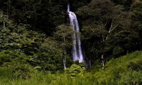 Curug Cisarua Pesona Air Terjun Indah Nan Eksotis Di Garut Itrip