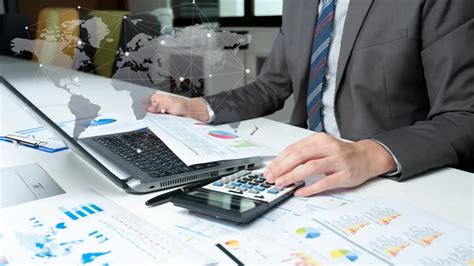 Top Strategies To Implement Effective Supply Chain Risk Management