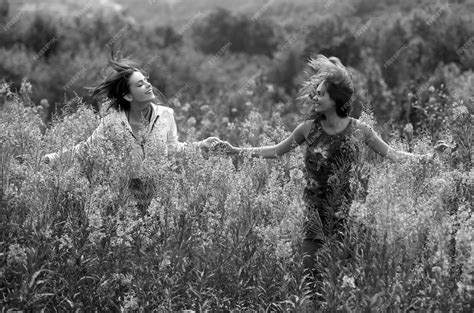 Premium Photo Two Woman Friend Carefree Lesbian Girl Sunny Park