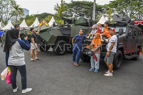 Pameran Alutsista Peringatan HUT TNI Ke 78 ANTARA Foto
