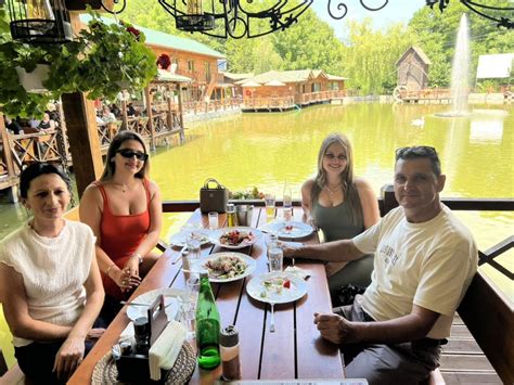 Викторија Драга наша Бети за тебе можам да пишувам цели романи и пак да не можам да се