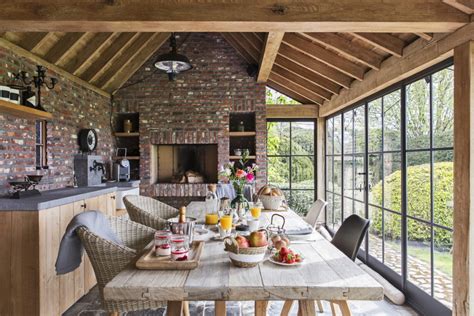 Slapen Bij Mas Isa Ontbijt In De Oranjerie Seasons