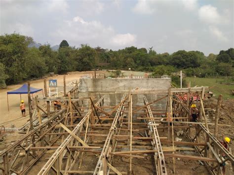 ပိုင်ကျုံမြို့ တောင်စွန်းကျေးရွာလမ်းပေါ်တွင် ၁၈ ၃ မီတာ အရှည် သံကူကွန်ကရစ် တံတားတစ်စင်း တည်ဆောက