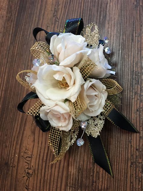 Prom Corsage For Black Dress At Maria Couch Blog