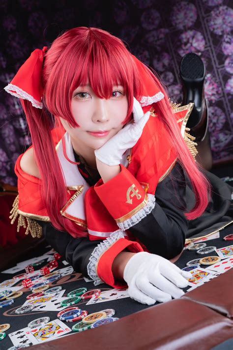 マイケル On Twitter Rt Natsumi0913 ホロライブ3期生・宝鐘海賊団船長の宝鐘マリンですぅ〜！ キミたちぃ