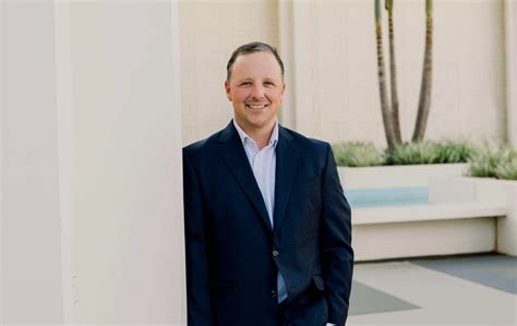 San Diegos Leading Orthopedic Surgeon Mark Cinque Md