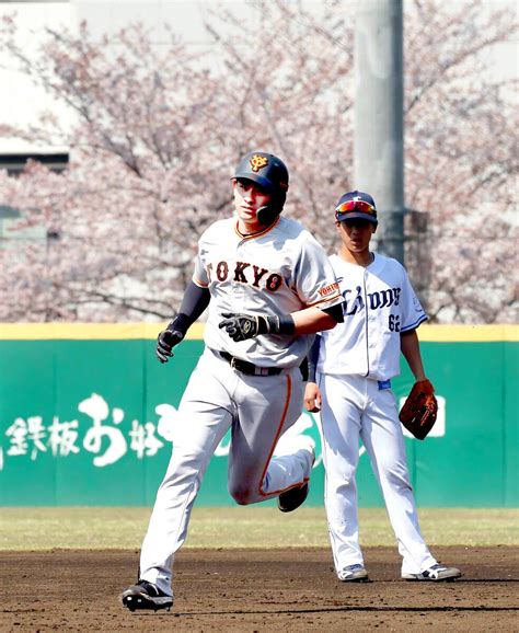 【巨人】萩尾匡也、プロ1号満塁弾「ほっとした気持ち」3安打7打点大暴れ「早く1軍に上がれるように」 スポーツ報知