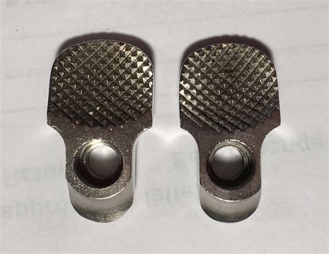 Odd Hand Fitted Thumb Piece Smith And Wesson Forums