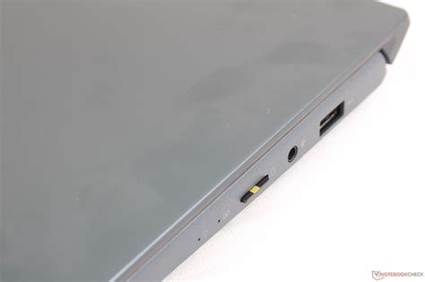 Like The Apple Touch Bar But Better Asus Zenbook Duo Ux Laptop Review Notebookcheck Net