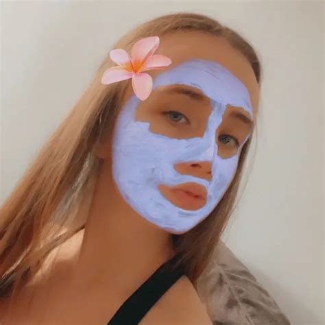 Ellie Lou ️💎mamma To Be💖💕 Ellielou674 Is Live Tiktok Live