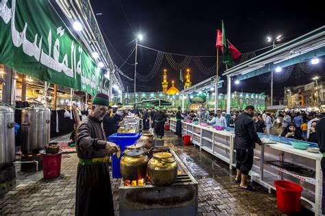 في أواخر شهر رمضان موكب العتبة العباسية يستمر بتقديم خدماته للزائرين