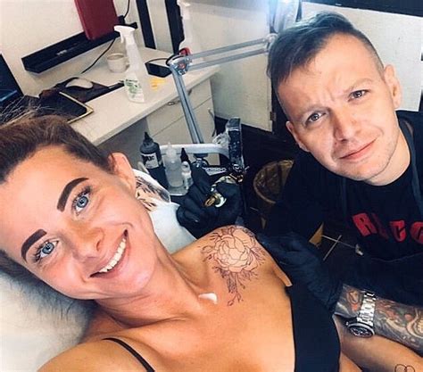 Анатолий ⠀ Лет десять назад обратилась ко мне девушка которой только