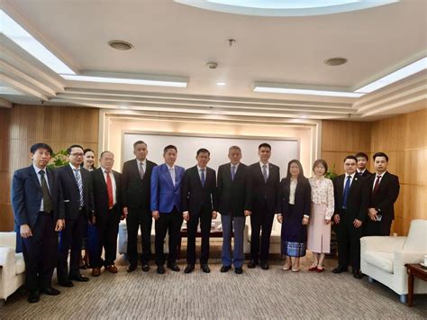 Mpt ຄະນະຜູ້ແທນ ກະຊວງເຕັກໂນໂລຊີ ແລະ ການສື່ສານ ສປປ ລາວ ຢ້ຽມຢາມ ແລະ ເຮັດວຽກຮ່ວມກັບ ຄູ່ຮ່ວມມືທີ່ ສປ ຈີນ