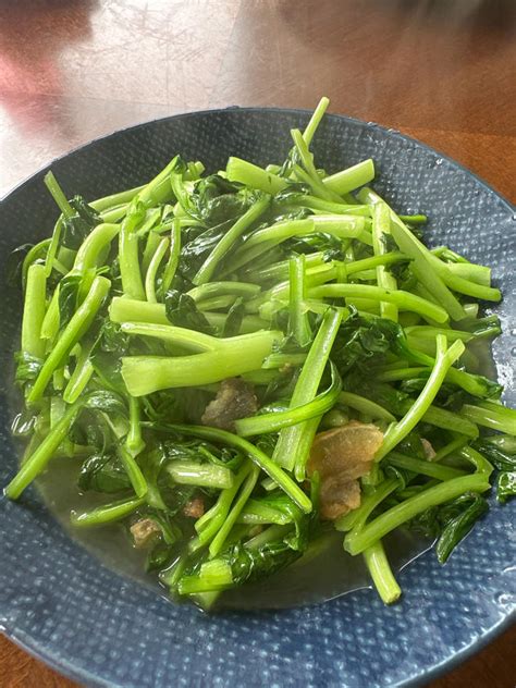 【炒青菜的做法步骤图，炒青菜怎么做好吃】一片栗子皮下厨房