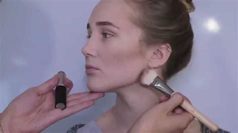 Коррекция лица Youtube