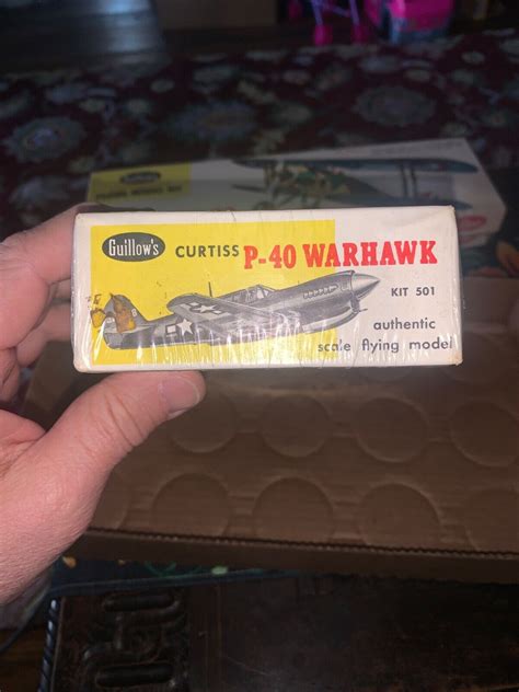 Guillows Kit 501 P 40 Warhawk Ww2 Fighter Balsa Airplane Model Sealed 16 1 2” 4840672994