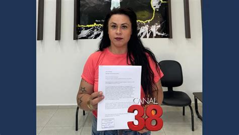 Ativista Renata Borges Protocola Pedido De Afastamento Do Prefeito