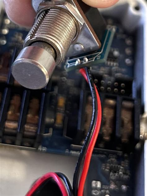 do i just need to re solder this frayed wire r askelectronics
