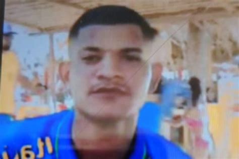 Após onda de assassinatos jovem tem casa invadida e é morto a tiros na