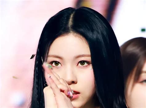 240124 Nmixx Kyujin Soñar Breaker At Show Champion Kpopping