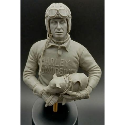 1 10 Pilot Bust Cix Mfig001 Bna Model World