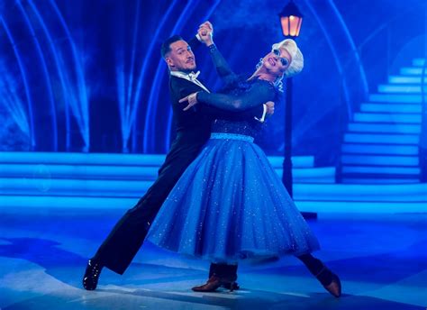 Patrick Freyne Just Look At Your Das Happy Little Face As He Gets To Say ‘well Ive Never