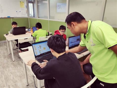 樂技創客基地 │ Lucky Coding Desk