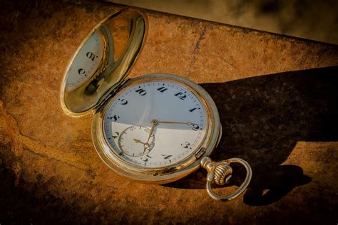 mastering date an time in javascript by vitor britto medium