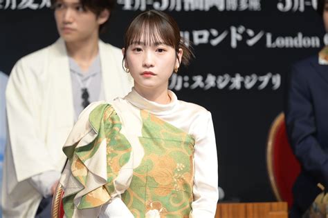 （写真）橋本環奈＆上白石萌音、舞台『千と千尋』再演に喜び「かけがえのない作品」「折に触れて思い出す大切なもの」 エンタメ ニュース
