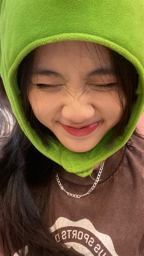 Ella Jkt48 Sumber Instagram Story Jkt48ellaa 2 Januari 2023 Adel