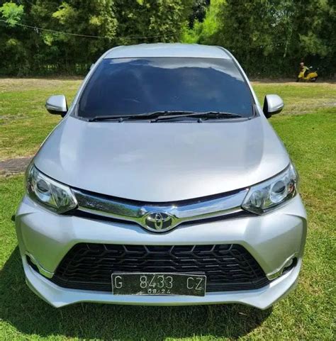 DP 3JT TOYOTA AVANZA VELOZ 1 5 2016 KM RENDAH SILVER TEGAL JATENG