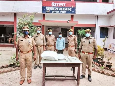 गोण्डाअवैध असलहा बनाने की फैक्ट्री का भण्डाफोड़़