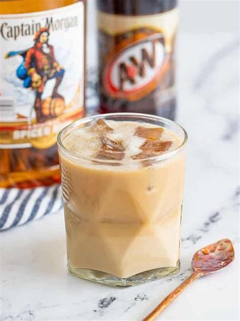 28 Creamy Rum Cocktails That Will Make You Go Bananas