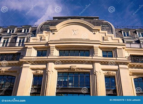 Louis Vuitton Flagship Store In Paris Located At Pont Neuf City Of