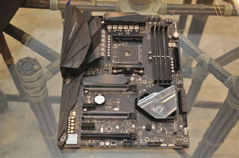 AMD Ryzen 5 2600X + Ryzen 7 2700X Linux Benchmarks Review - Phoronix