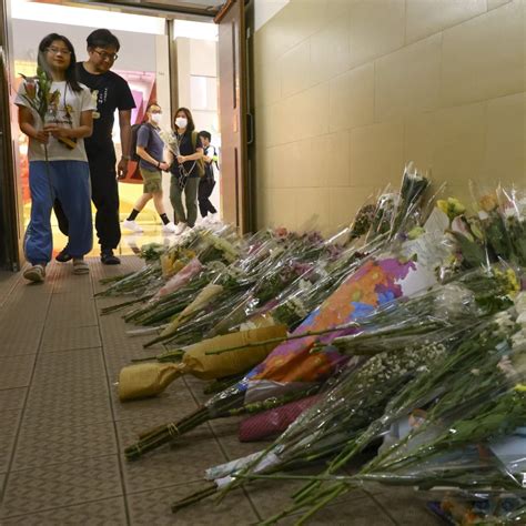 Hong Kong Mall Murders City Leader Vows Review Of Mental Health