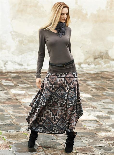 Tatiana Skirt 76 50 Peruvian Connection Second Edition