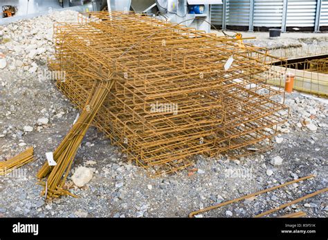 Rebar Rust Hi Res Stock Photography And Images Alamy