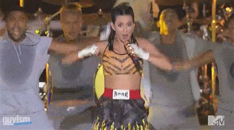 The Most Magnificently Sexy Katy Perry GIFs Ever Seen