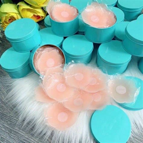 Hộp Nguyên Miếng Dán Ngực Dán Ti Nhũ Hoa Bằng Giấy Và Silicon Tái