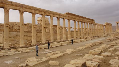 Collonnades Are A Progression Of Columns Arranged Side By Side Columns