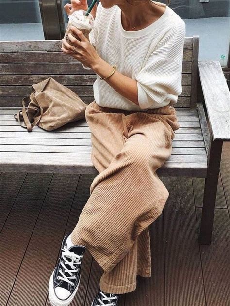 겨울 코디 추천 트렌디한 코듀로이팬츠 스타일링 봐볼까 네이버 블로그 Winter Pants Outfit Type Of Pants Fall Outfits