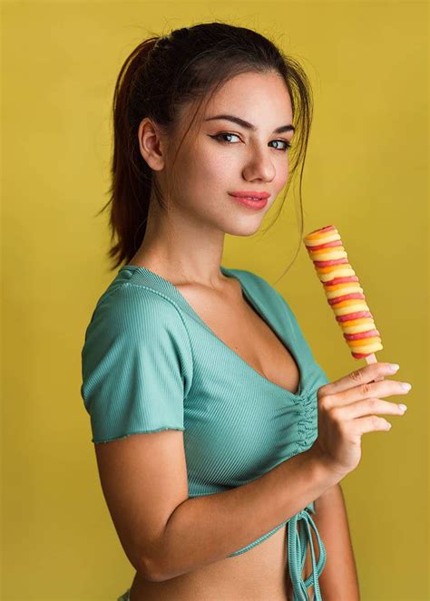 Delaia Gonzalez Modelo ColorMusic