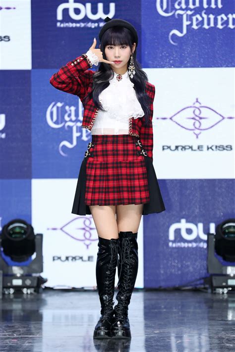 230215 Purple Kiss Dosie Cabin Fever Press Showcase Kpopping